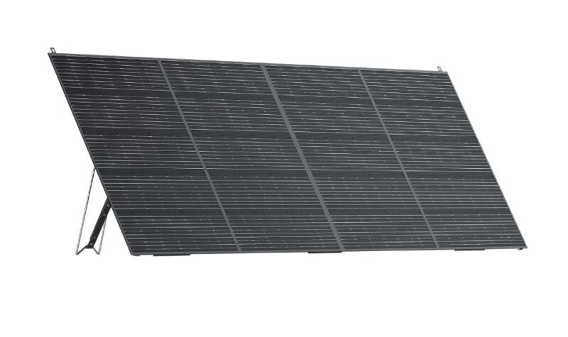 BLUETTI PV420 420w Water Resistant Portable Solar Panel Review ...